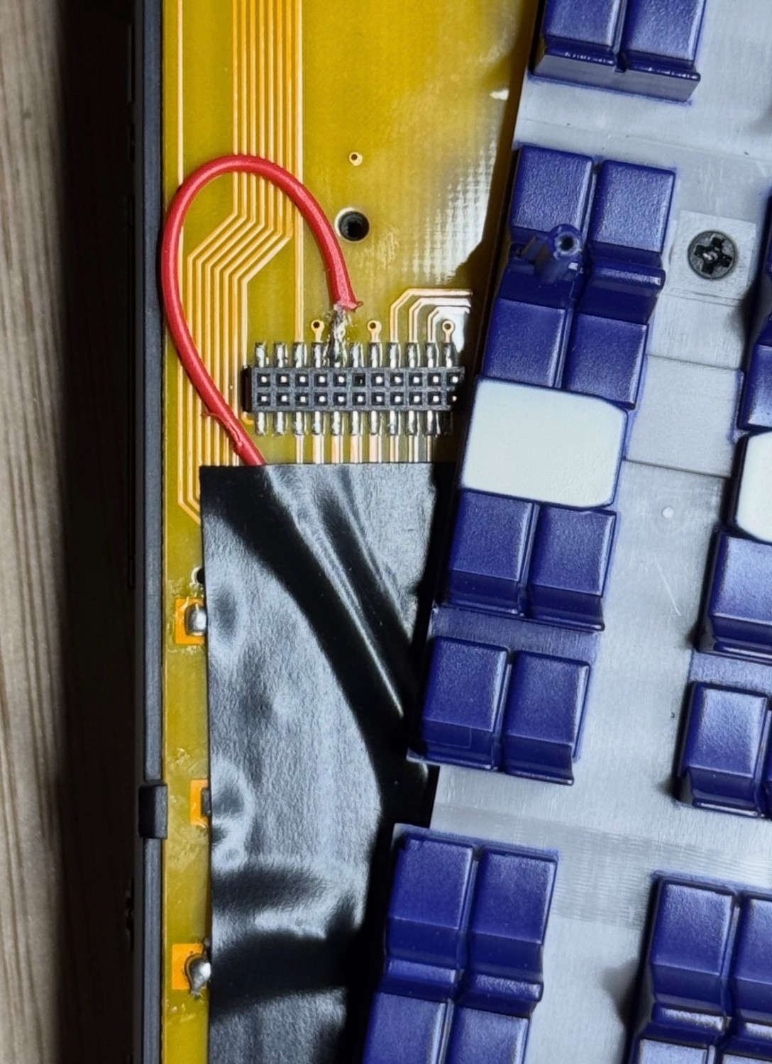 Loksound V5 Stay Alive Solder Help - DCC Help & Questions - RMweb