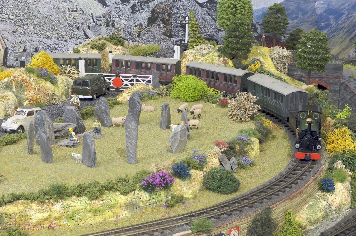 25kV's OO9 constructs: Hornby 4W to OO9 bogie coach conversion - Page 2 ...
