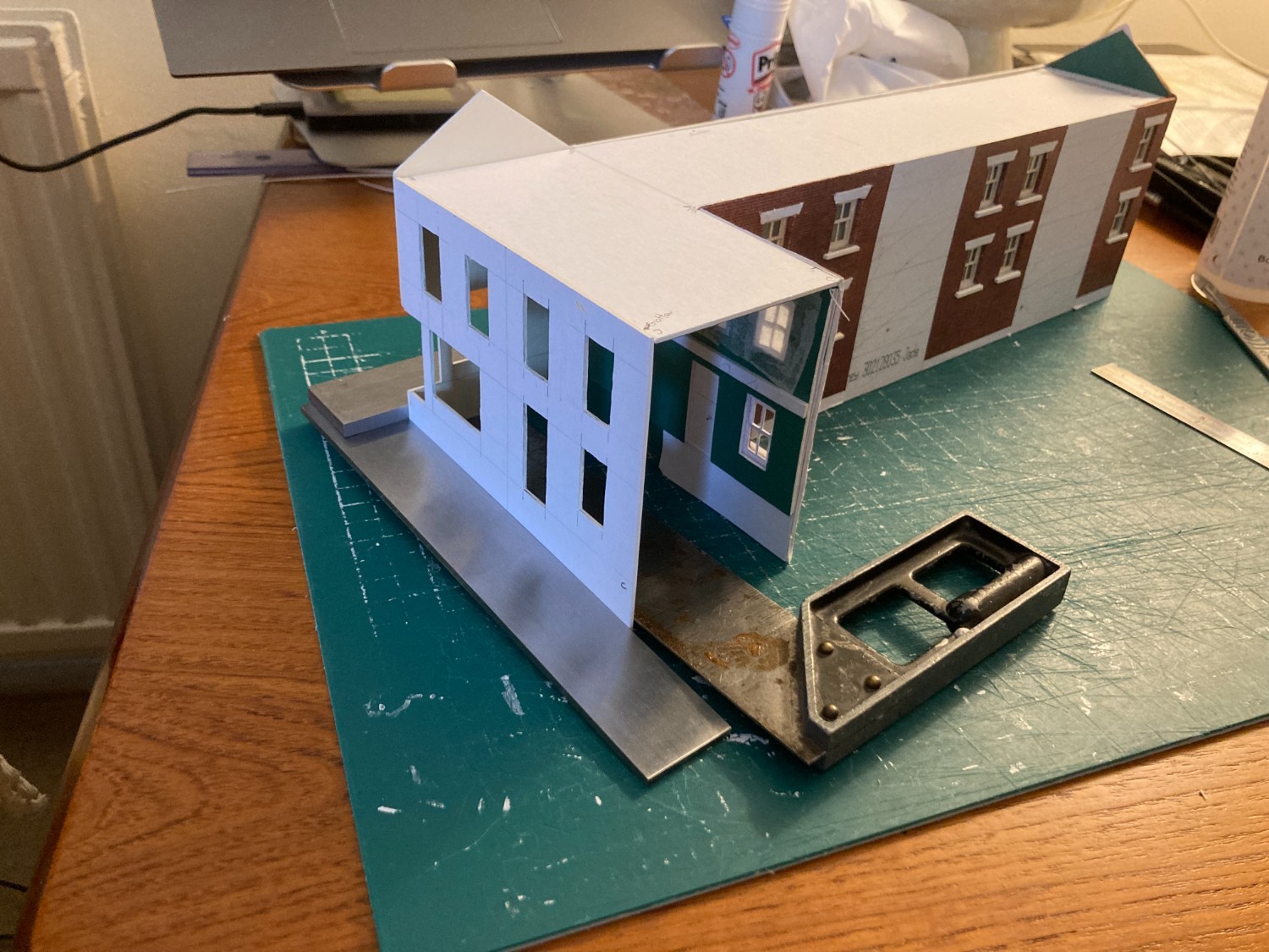 Installing interior to already built card kit - Modelling Questions ...