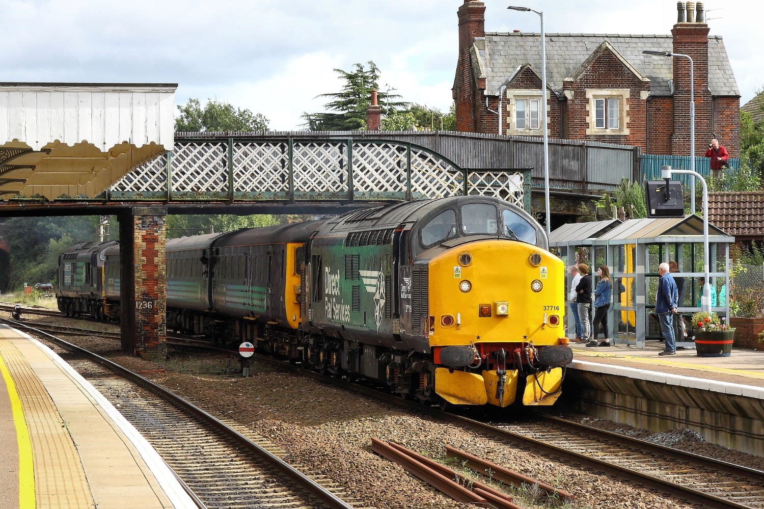 Class 37 Photos... - Page 114 - UK Prototype Discussions (not questions ...