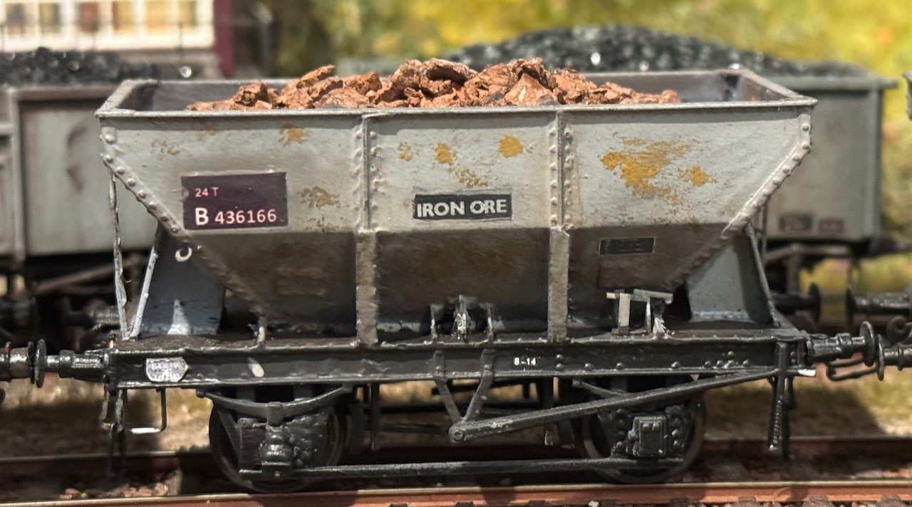 A less common 21 T hopper wagon - UK Prototype Discussions (not ...