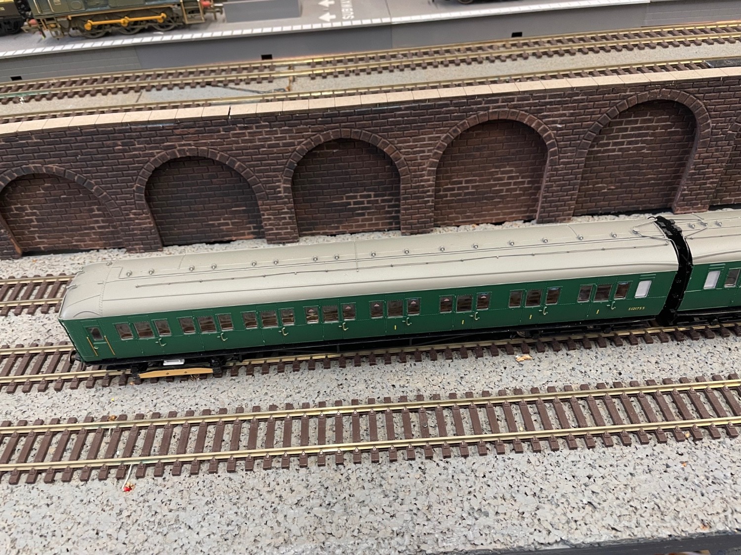 Now reduced Hornby 2BIL 2-car multiple unit DCC fitted, (boxed) £89 Ono ...