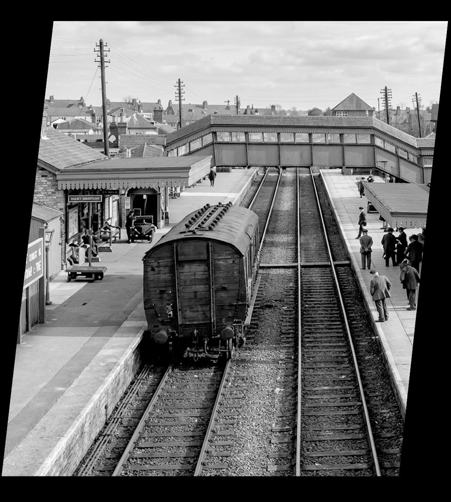 Par Station, coach (?) detached from express 1922 - Page 3 - GWR ...