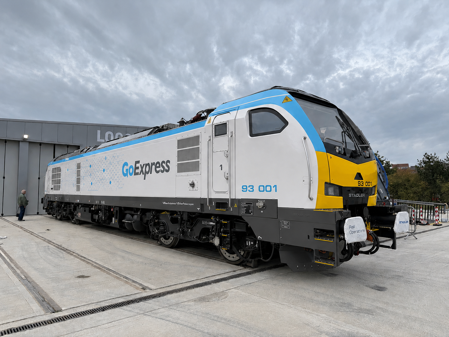 RevolutioN Trains Announce First Locomotive in OO Gauge the Class 93 ...