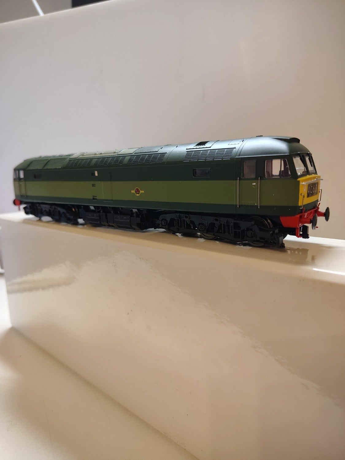 ***SOLD***Heljan 4746 class 47 two tone green with SYE - Marketplace ...