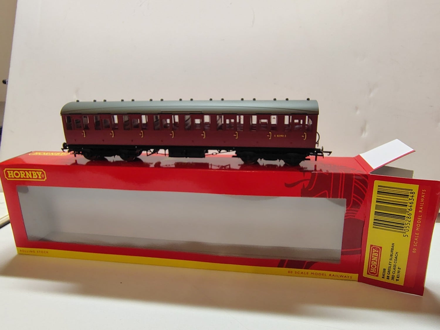 Hornby Gresley suburban 3rd and brake 3rd maroon coaches - Marketplace ...
