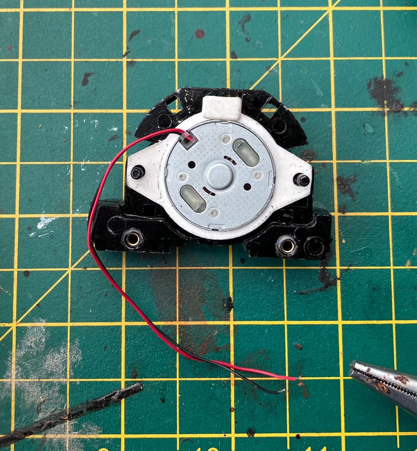 Advice please on capacitor placement in ringfield replacement motor ...