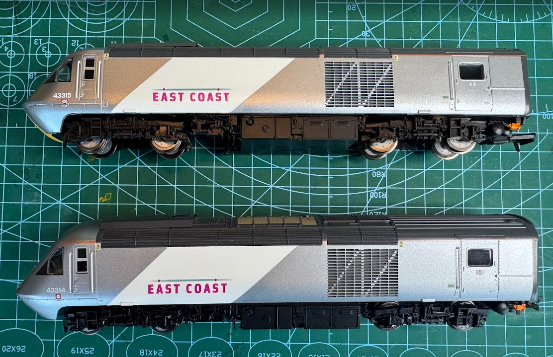 Hornby R30099 HST Train Pack, DCC Ready, East Coast Livery 2 available ...