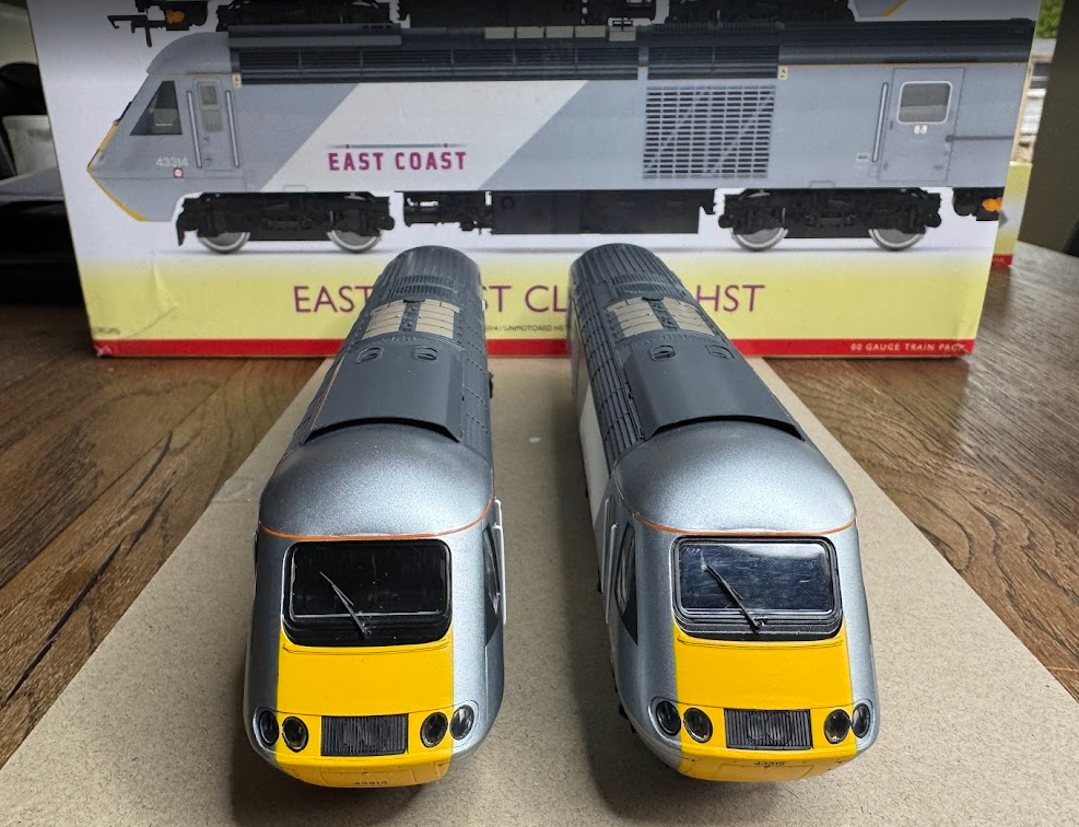 Hornby R30099 HST Train Pack, DCC Ready, East Coast Livery 2 available ...
